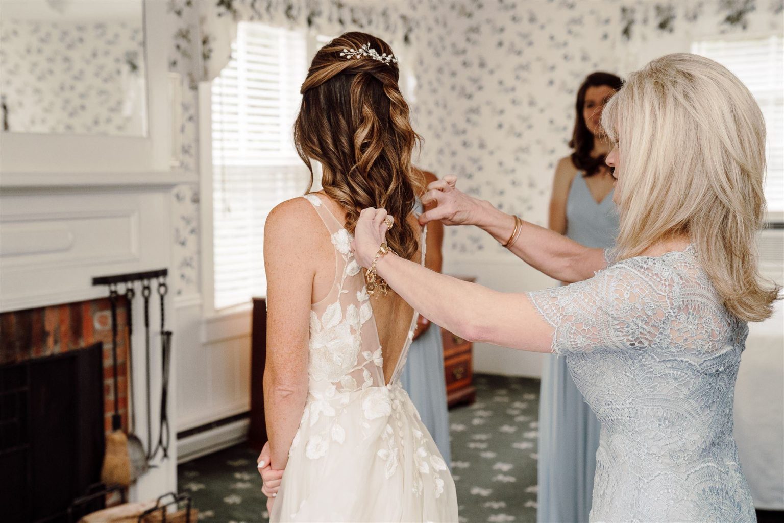 How To Prep The Ultimate Getting Ready Space